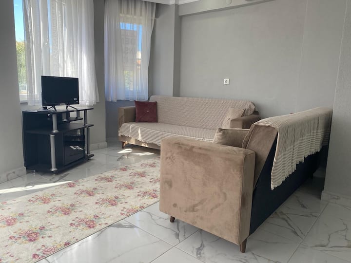 Denize 3 Dk Yürüme Mesafesinde . - Edirne