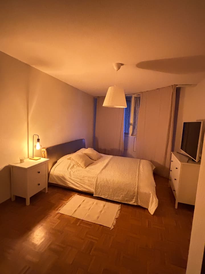 Chambre Privée Avec Tv – 18m² - Nyon