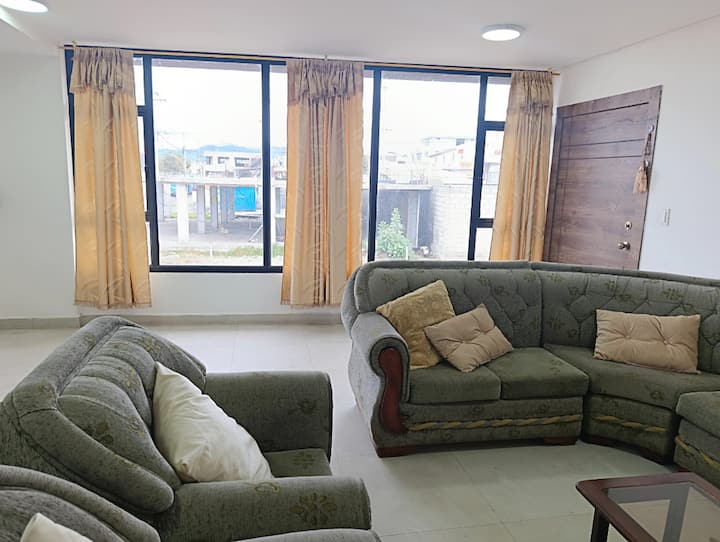 Apartamento Amplio Y Encantador En Ambato - Cotopaxi