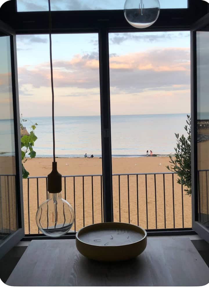 Beach Pad With * Spectacular Uninterrupted Views* - Broadstairs