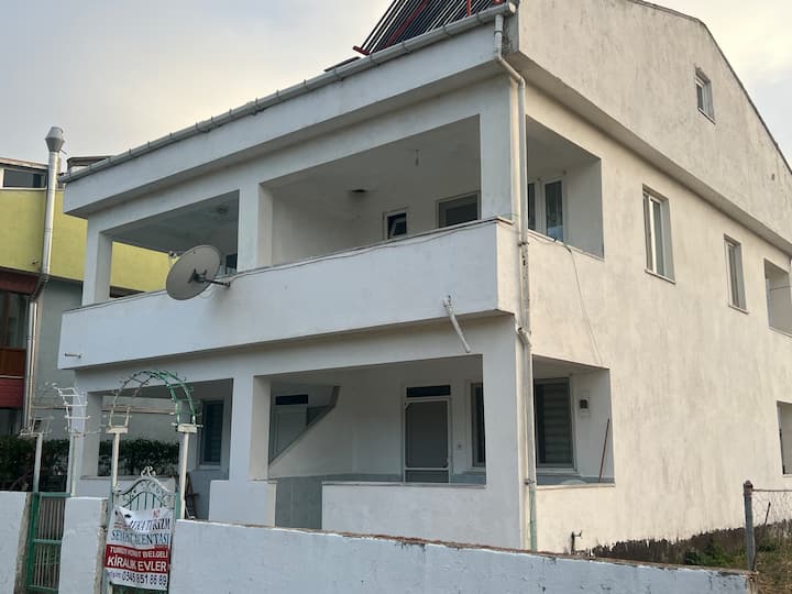 Geniş Müstakil Villa - Enez