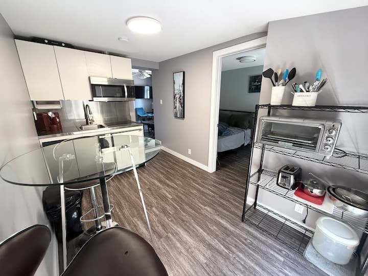 Little Italy Suite | Central - Lethbridge