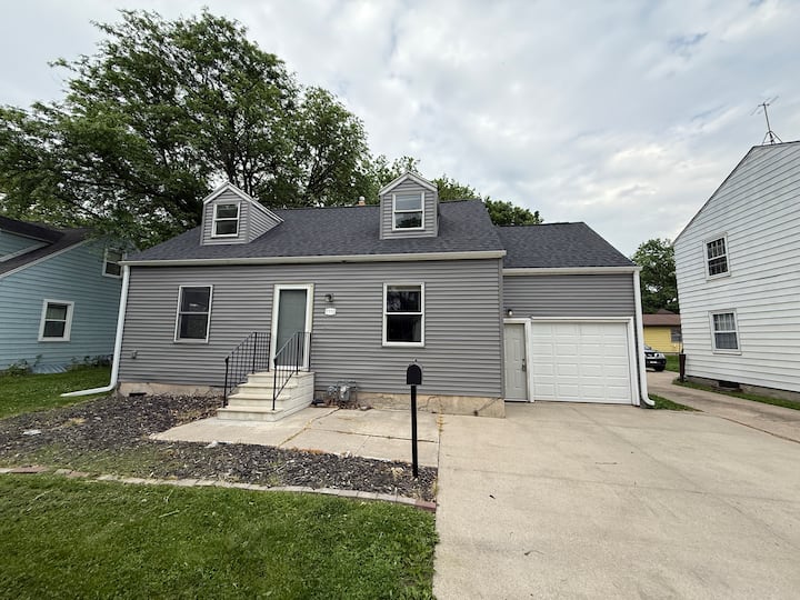 House In Central Ames. - Ames, IA