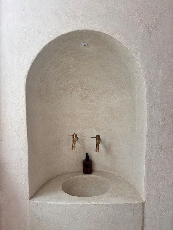 Temporary Space | Banchi Vecchi - Rome