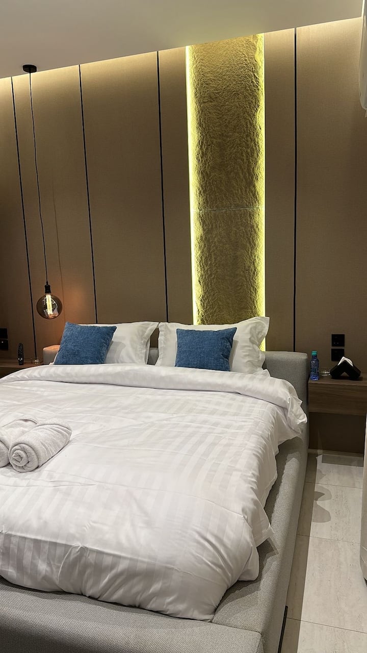 استديو عصري Modern Studio31 - Riyadh