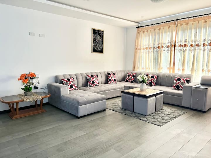 Condominio En Azogues Con Sony Cel - Cañar