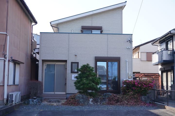 桑名の一棟貸し宿｜旅の宿㐂樂｜最大6名｜家族・友人旅行に - Mie District