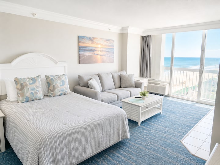 The Seascape | Ocean & City Views | 12th Floor - Daytona Beach, FL