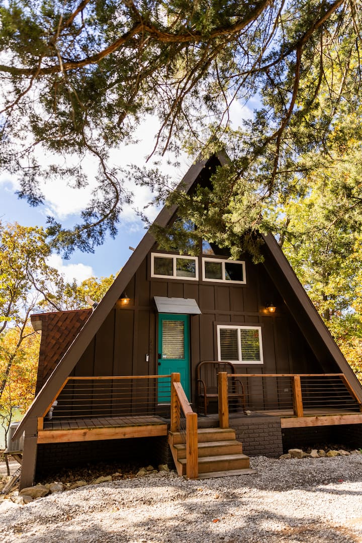 Inviting Lakefront A-frame Cabin - Pleasanton, KS
