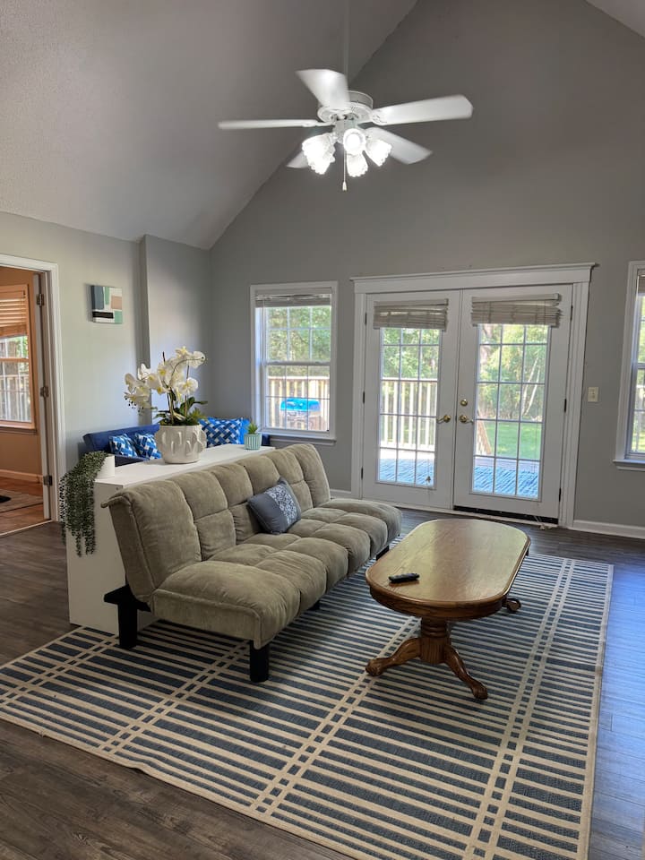 Peacful Porches - Statesboro, GA