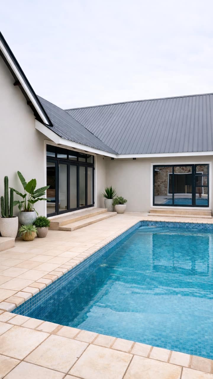 Luxury 6br Villa I Pool, Gym, 10 Mins To Vic Falls - Victoria Falls
