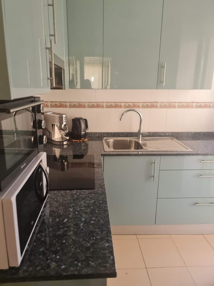 Un Piso Cómodo 2 Km De La Playa - Roquetas de Mar