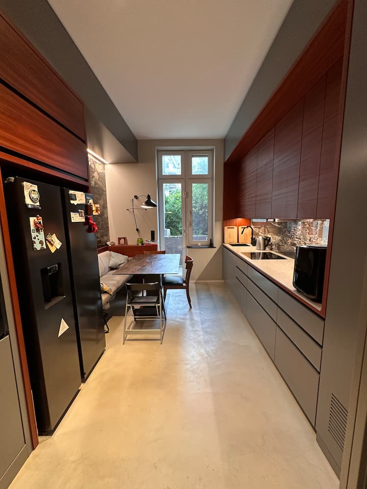 Chillen, Arbeiten Und Trainieren Im Schönen Altbau - ヴィースバーデン