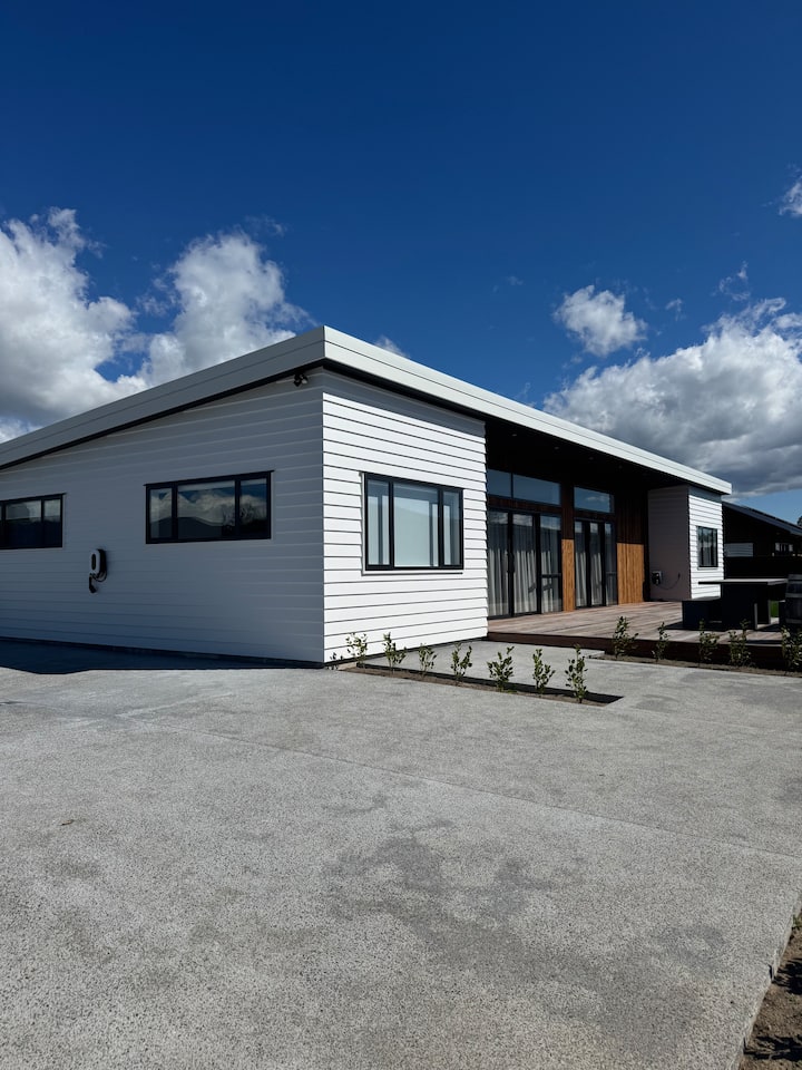 Fifty Two Burgundy - Martinborough