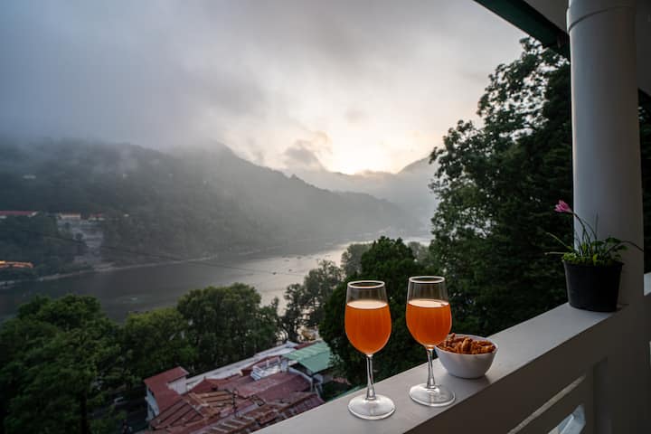 2-bedroom Apartment Just 100 Meters Away - Nainital