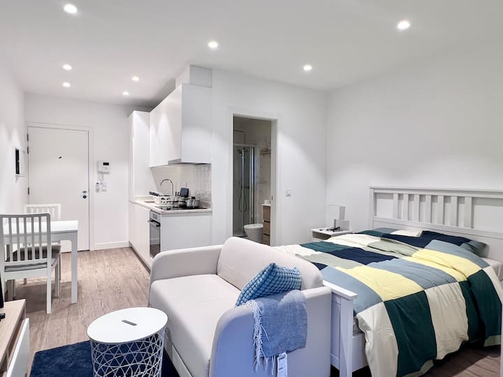 Modern Studio In Lisbon Center Historical Bica 2d - Lisboa