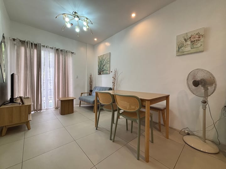 2br Condo At Matina Enclaves-minutes To Sm City - Davao City