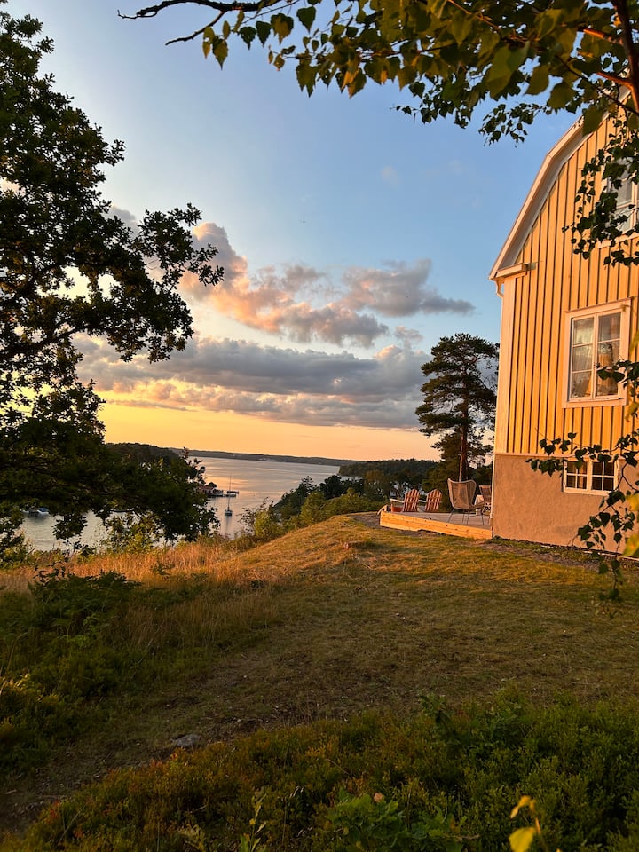 Skärgårdsvilla Med Utsikt - Vaxholm