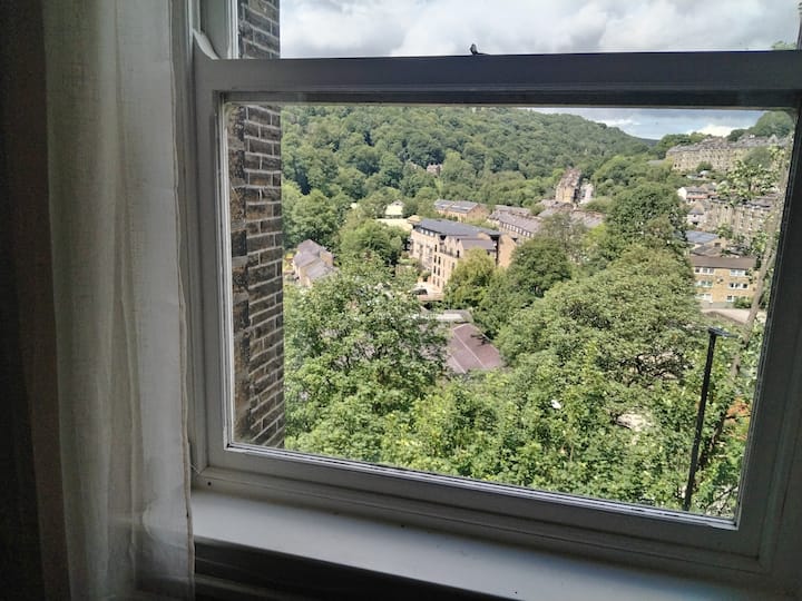 1 Eiffel St. Hebden Bridge - Todmorden