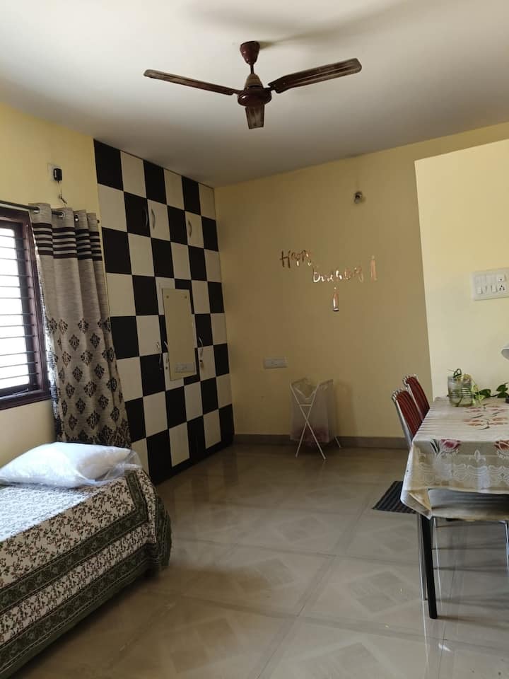 1bhk Hebbal, Manyata, Outer Ring Road - Bengaluru