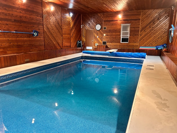 The Mount Royal Pool House - Saskatoon