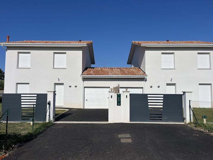 2 Villas Climatisées 16pers - 8 Ch, 6 Sdb, Garage - Hossegor