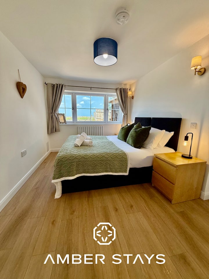 Four Counties Cottage | Contractors | Free Parking - Rutland