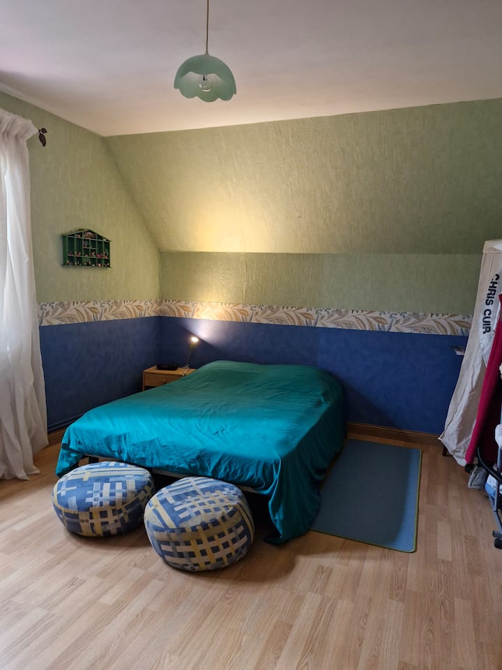 Chambre 21 M, 1 Lit De 140 - La Châtre