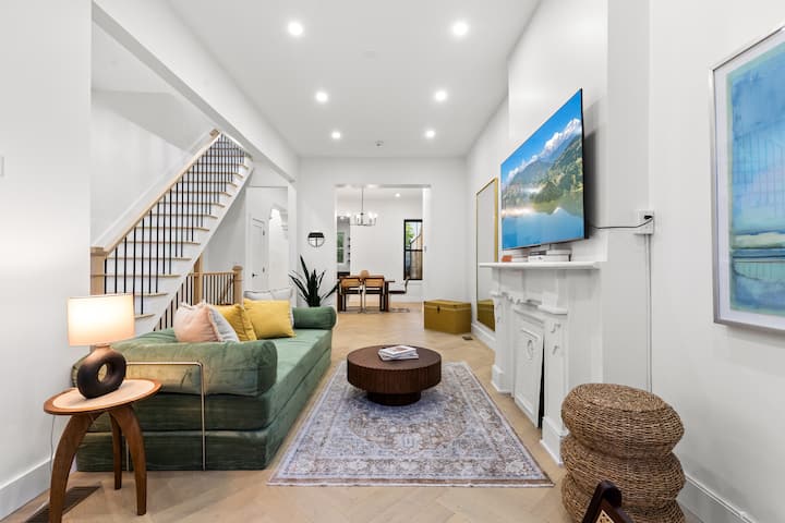 A Classic Townhome Next To Manhattan! - Hoboken, NJ