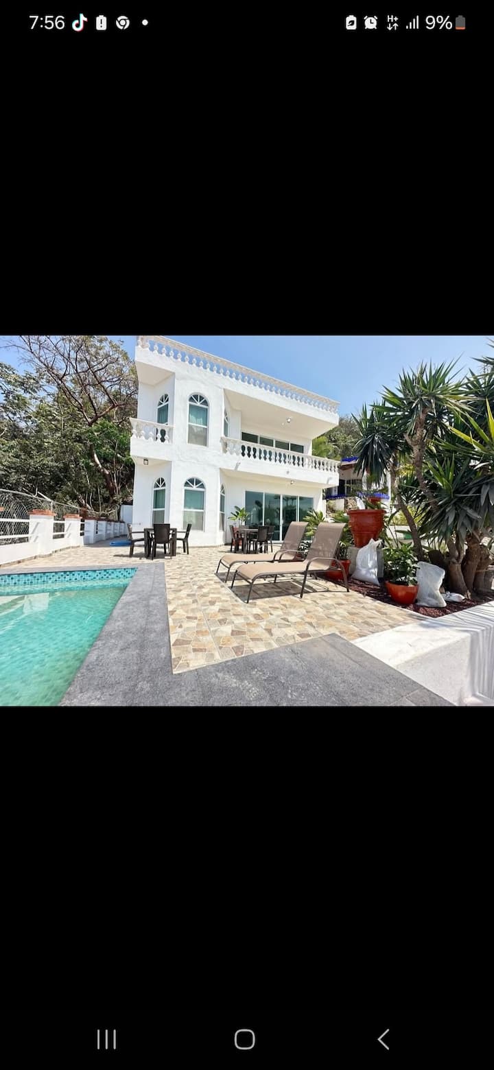 Casa Providencia - Los Ayala
