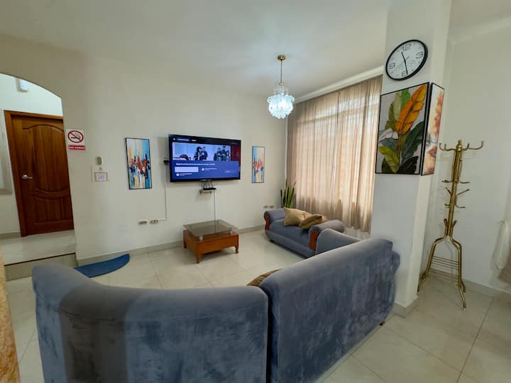 “Pachay Home”
Alojamiento Familiar 4 Dormitorios. - Machala
