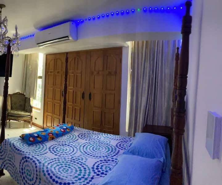 Habitación Con Baño Privado - Caracas