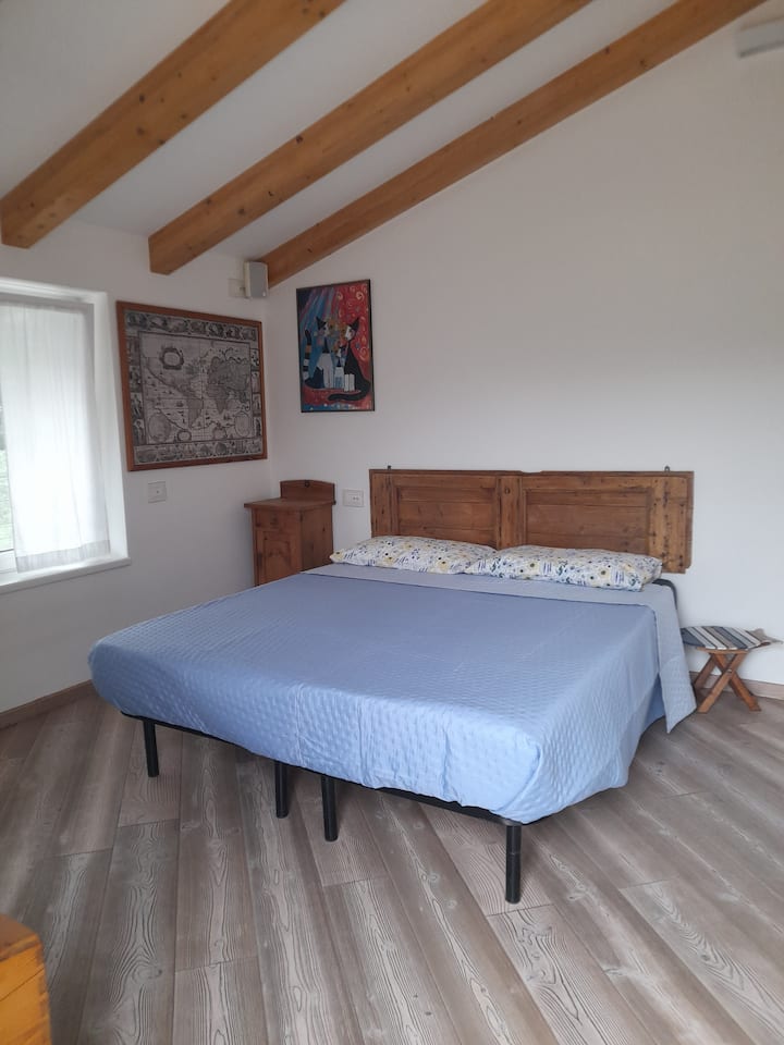 Stanza Con Bagno, Casa In Aperta Campagna - San Lorenzo Dorsino