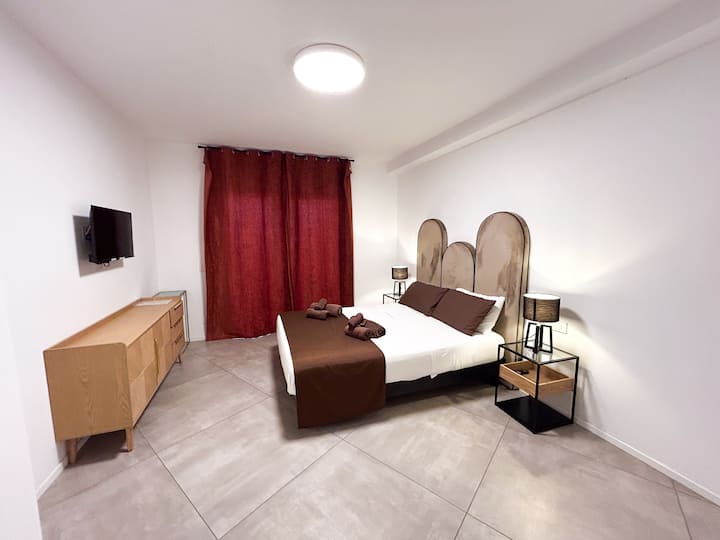 Suite 5 Con Terrazzo E Vasca Idro In Centro Cittá - Bari