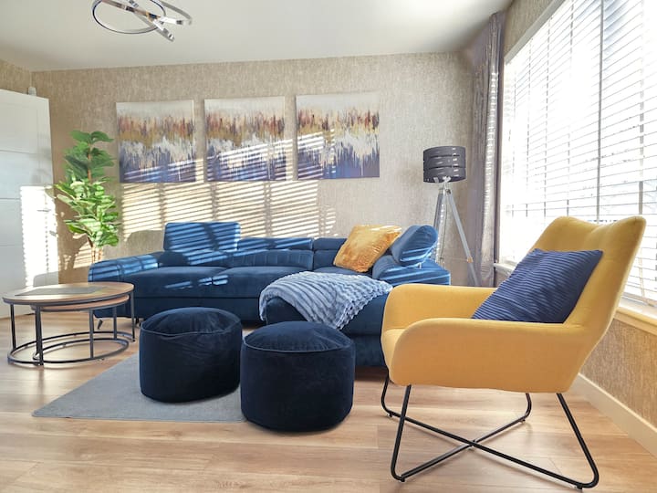 Entire Spacious 3-bed Family Home | City Centre - Glasgow