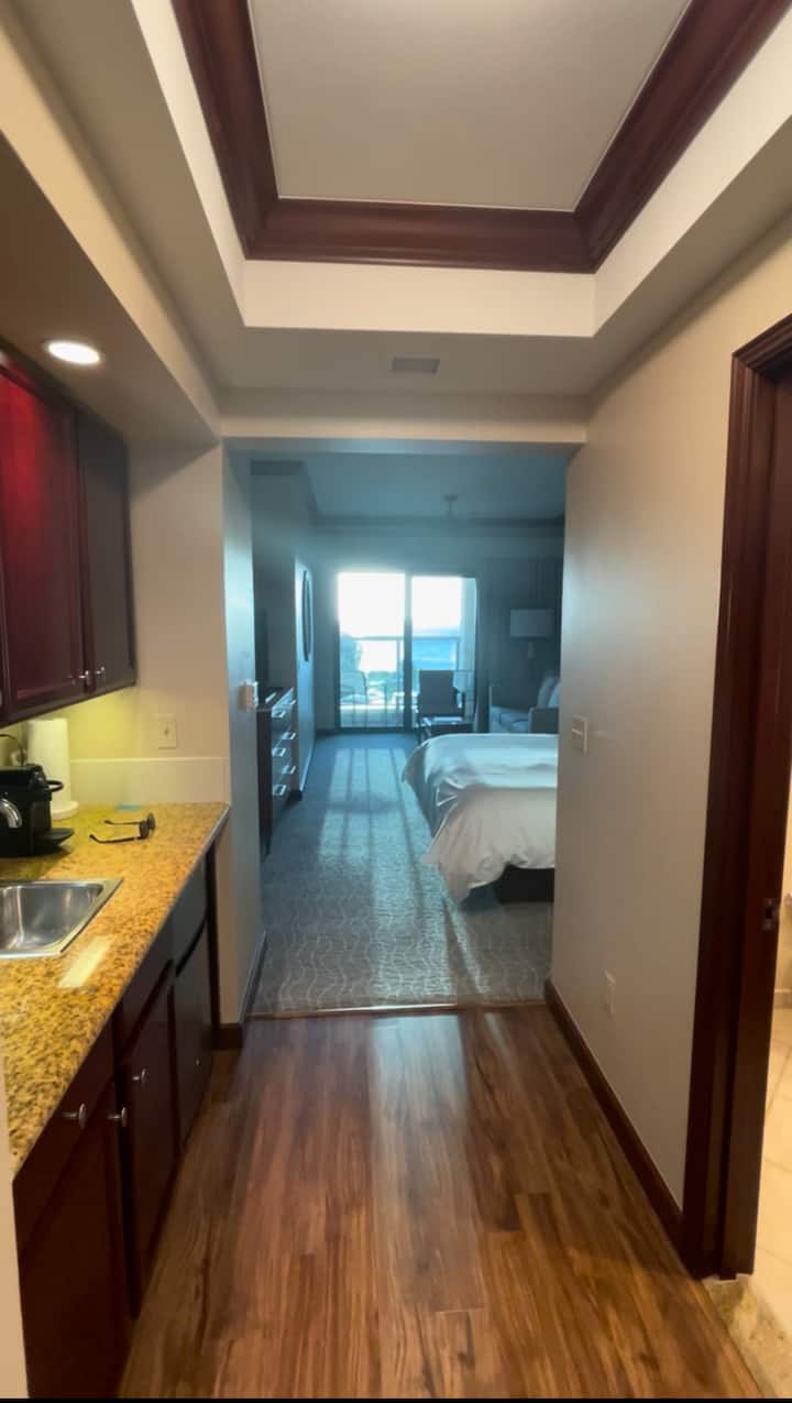 Marriott Ko Olina Guestroom - O‘ahu, HI