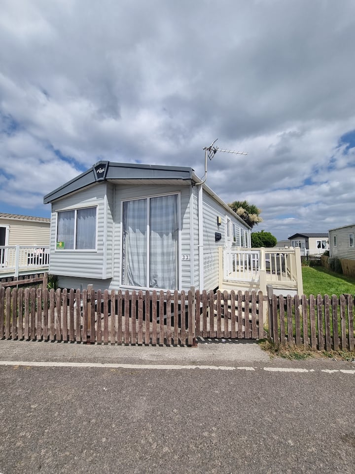33 Unity Beach Brean! 8 Birth - 2 Pets Stay Free! - Brean