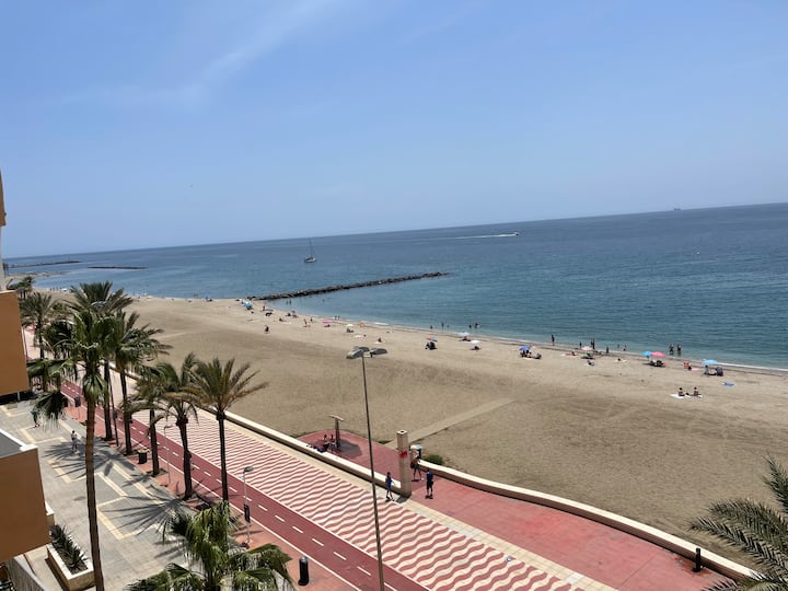 Beachside Getaway In Zapillo - Almería