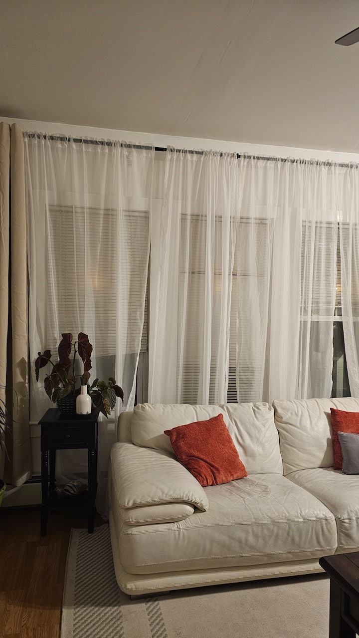 The White House - Oneonta, NY