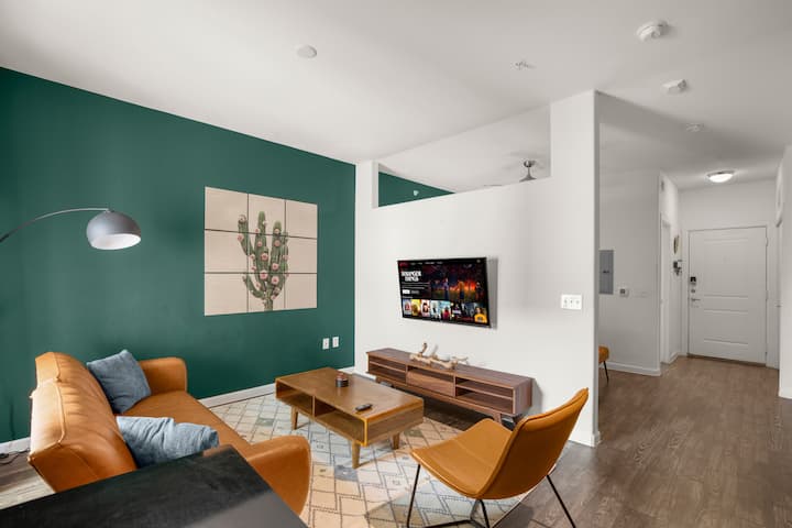 Stylish Chic Studio| Parking~pool/gym - Austin