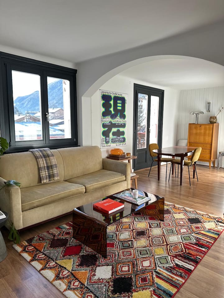 Spacious Riverside Apartment In Town Centre - Flaine