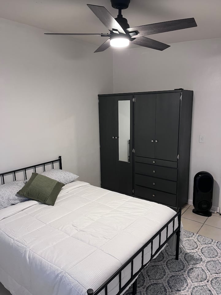 Home Near Airport & Consulate - Ciudad Juárez