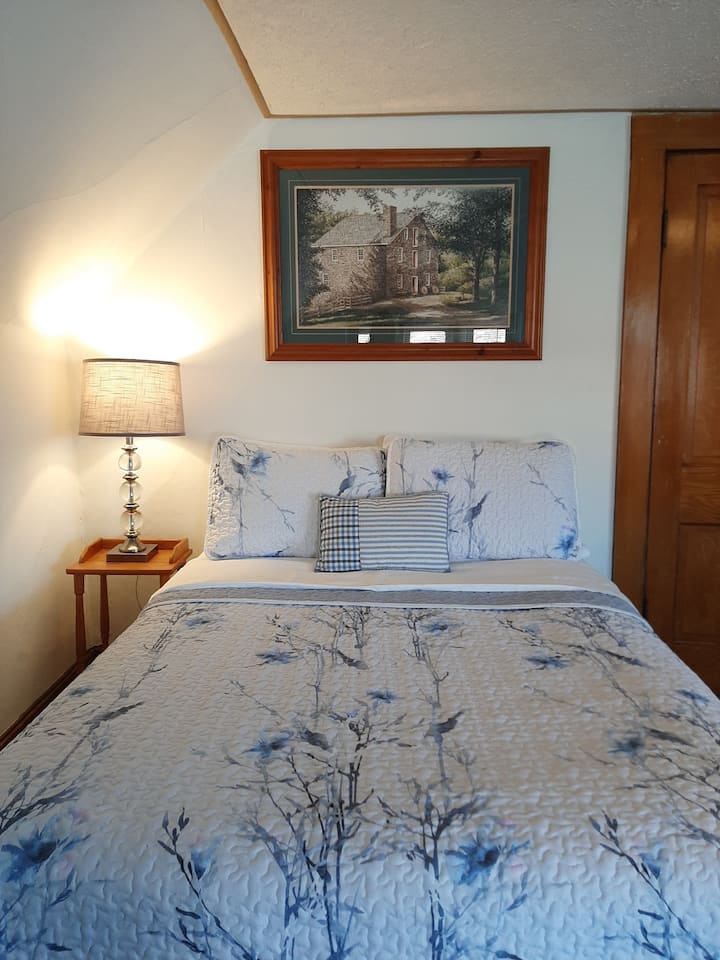 Burroughs Room - Punxsutawney, PA