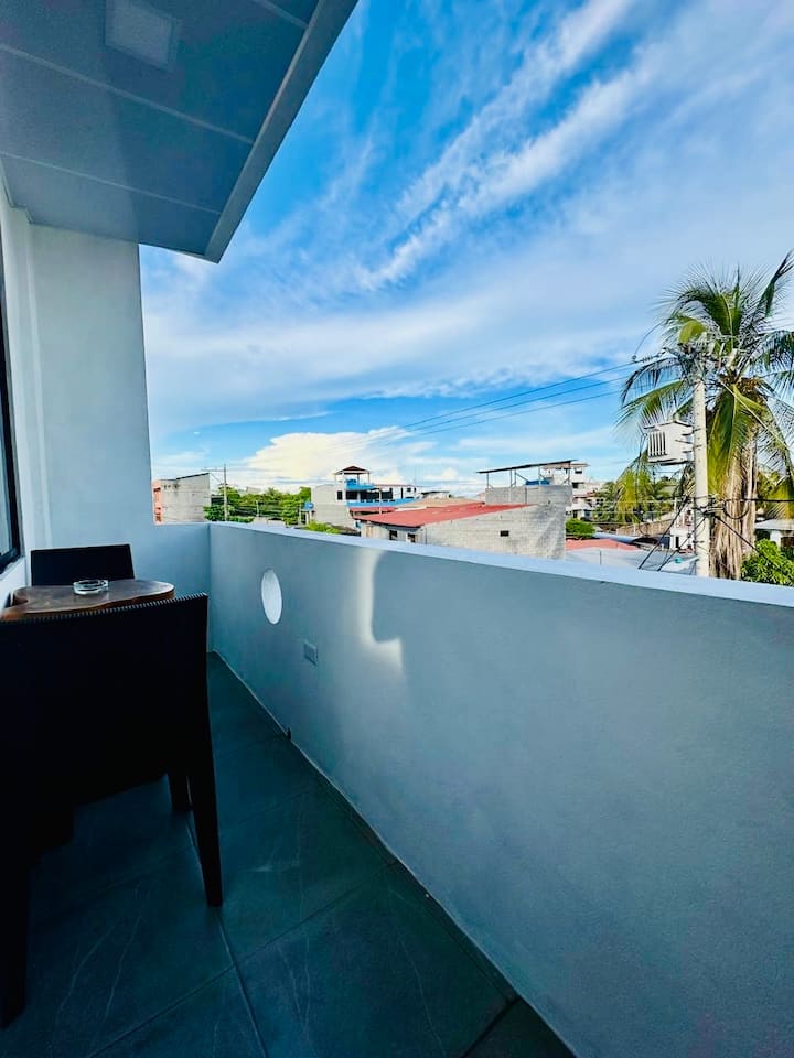 Casa Familiar Galápagos  Con Terraza Privada - Galápagos Islands