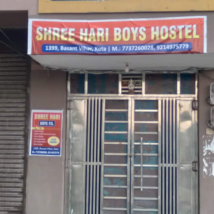 Shree Hari Hostel | Budget Stay - Kota