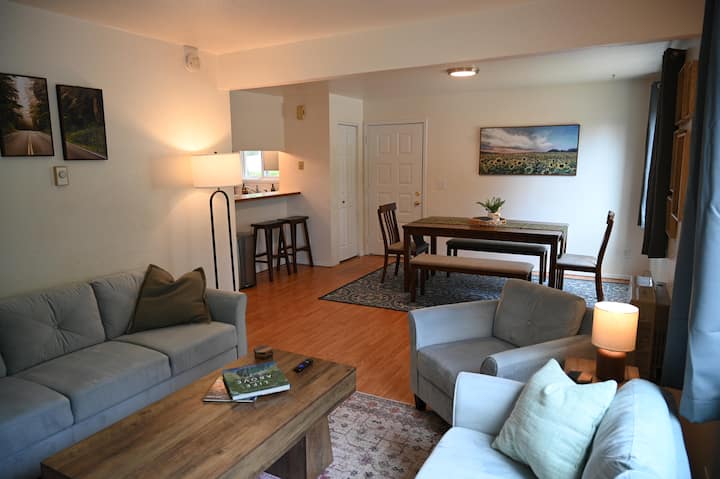 The Bunkhouse. - Homer, AK