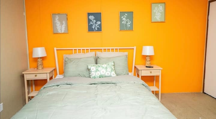 Charming Stylish Room 1 - Mansfield, TX