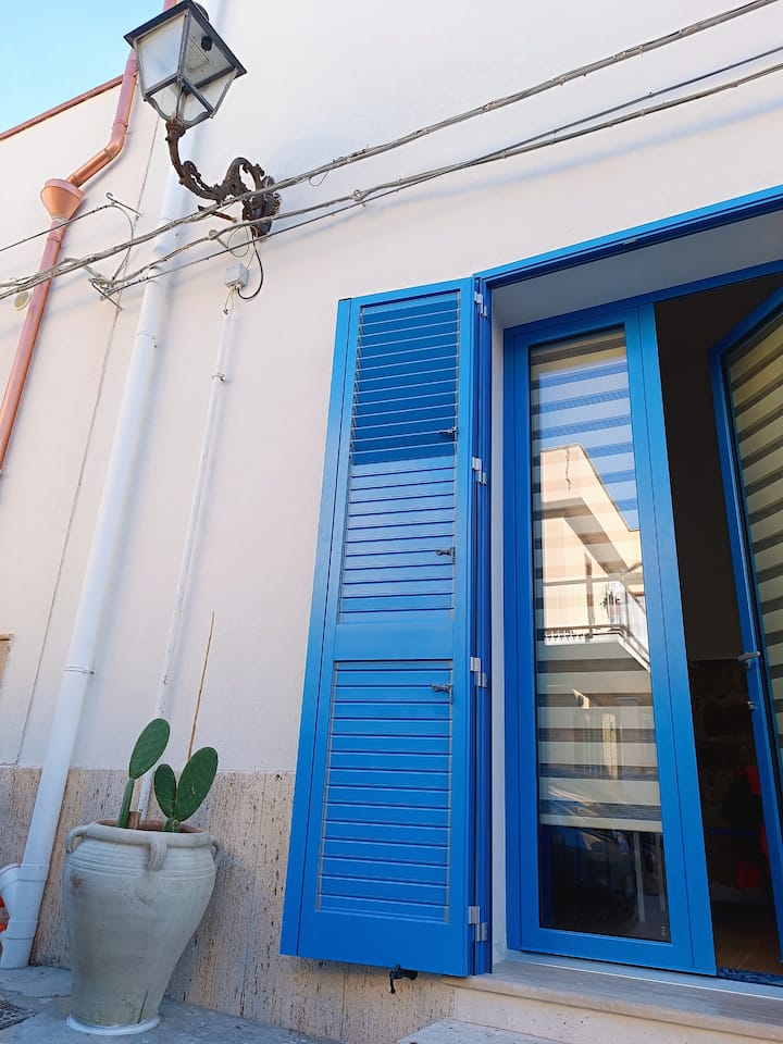 Casa Sciàpó, La Tua Casa Al Mare
In Sicilia - Terrasini
