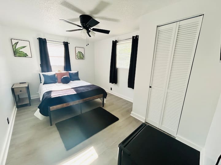 The Peaceful Homestay. - Pensacola, FL
