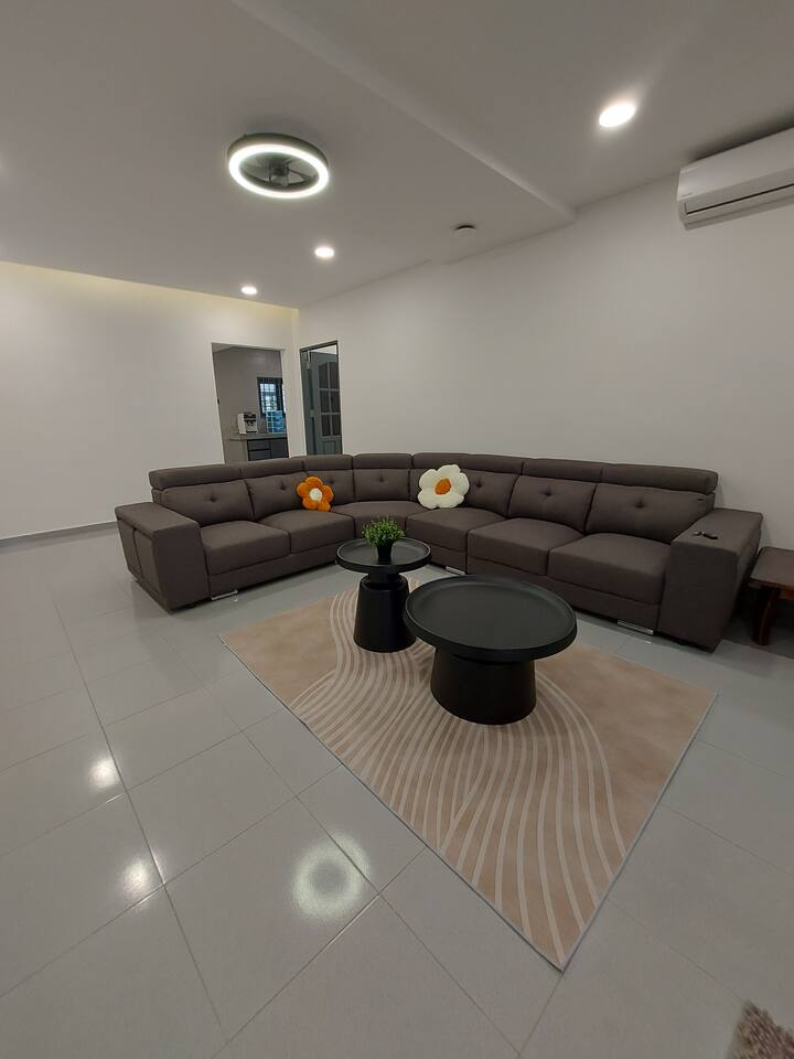 Taman Kurnia Near To D Garden - Batu Pahat